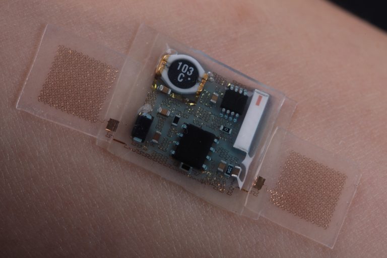 Wirelessly powered and transmitting epidermal EEG patches – Kyle E ...